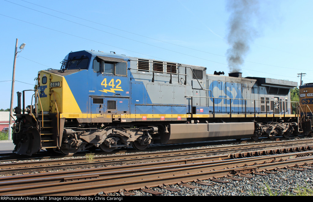 CSXT 442 on Q373-26